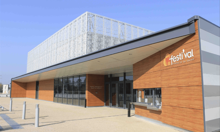 ESPACE FESTIF POLYVALENT - B27